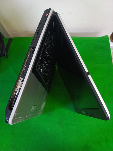 Ноутбук на запчасти Fujitsu Siemens