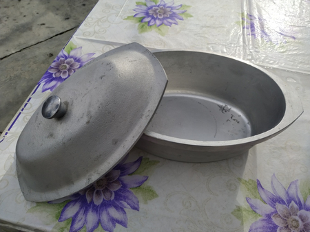 Продам советскую жаровню-утятницу.