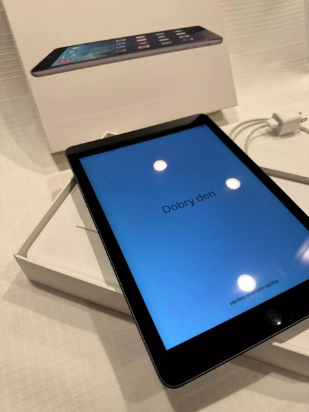 Ipad AIR 1  xotirasi 64