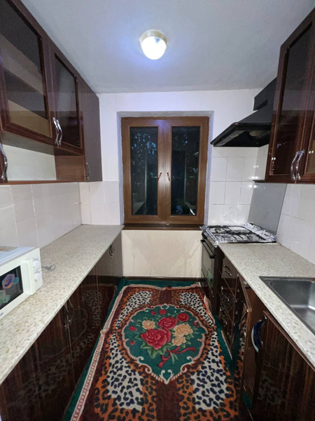 Срочно сдаётся 3х комнатная квартира . Микрорайон. 300$