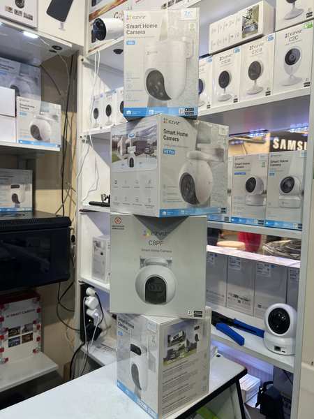 Wifi EZVIZ KAMERALARI Sotamiz Va Ustanovka qilamiz