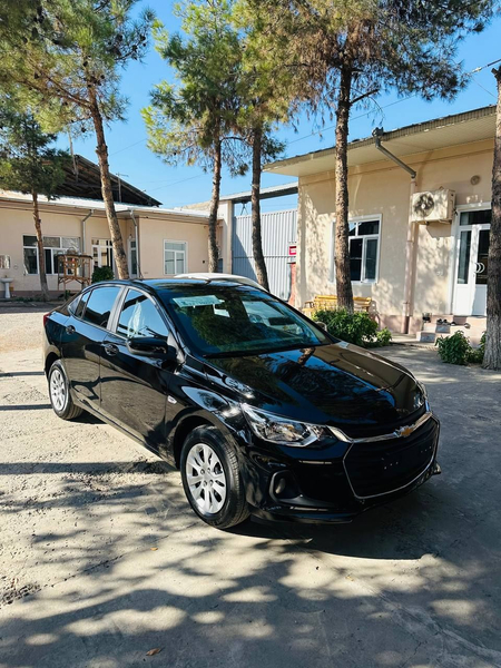 Chevrolet Onix LS MT halol nasiyaga