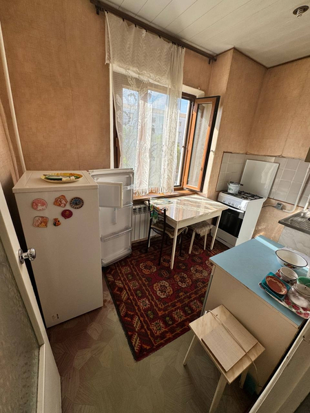 Nurafshon 3/3/5 s remontim komnita razdelniy 92 kvadrat