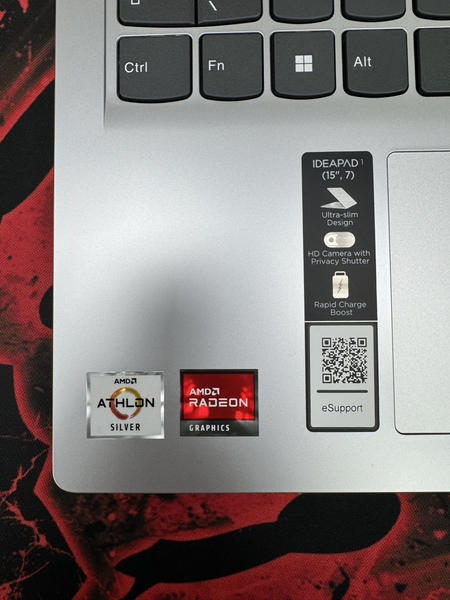 Supper Narx Lenovo AMD Athlon Silver 7120U/8GB/256GB/15,6”