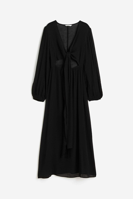 Черное платье из H&M