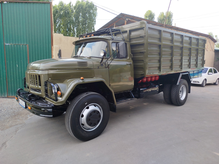 Zil 131 sotiladi