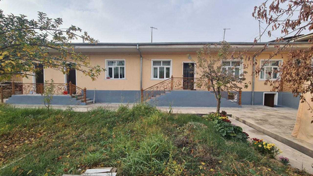 АТП (Кук сарой)да участка сотилади.