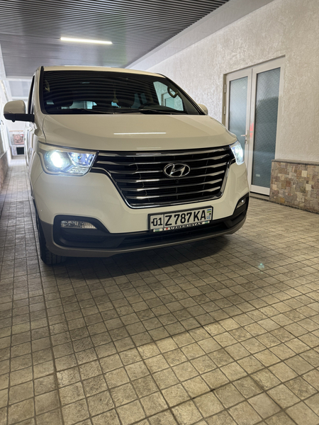 Hyundai Starex H 1 2019