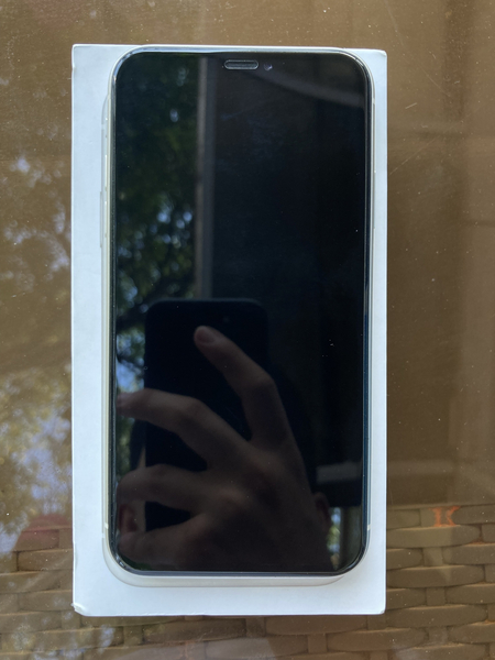 Продается iPhone 11