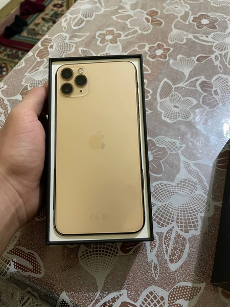 Iphone11 pro max 64gb 81%