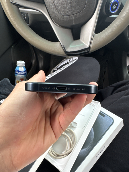 Iphone 15 pro синий цвет