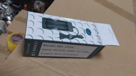 Продается оптом зарядка для батареек 18650 2x 3.7 v