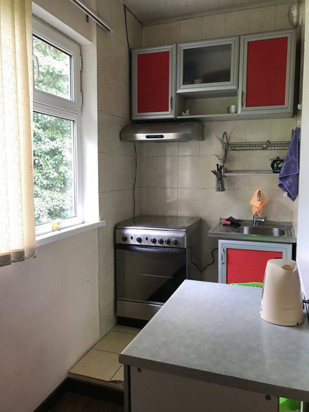 Продам 1в2-4-4 чиланзар- 5 балкон 1.6х6