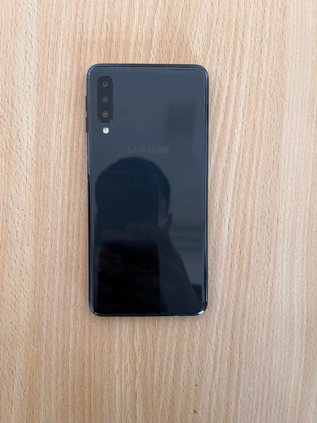 Samsung Galaxy A7 sotiladi!!!