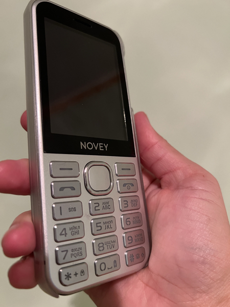 Novey  S 10 telefoni