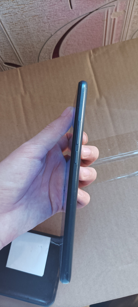 Redmi 9 в хорошем состоянии