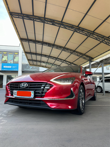 Sonata 2021 qizil