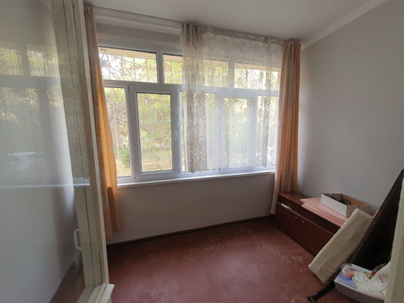 СРОЧНО!Продажа! 2х ком 1 этаж Юнусабад 9 супер цена 64.500
