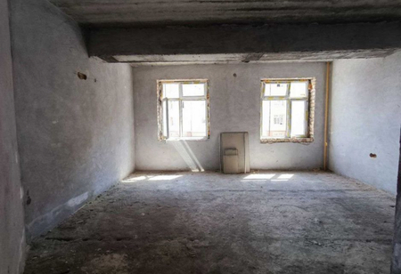 СВОЯ, ЖК Азия Хаус, Иззат 1/2/8