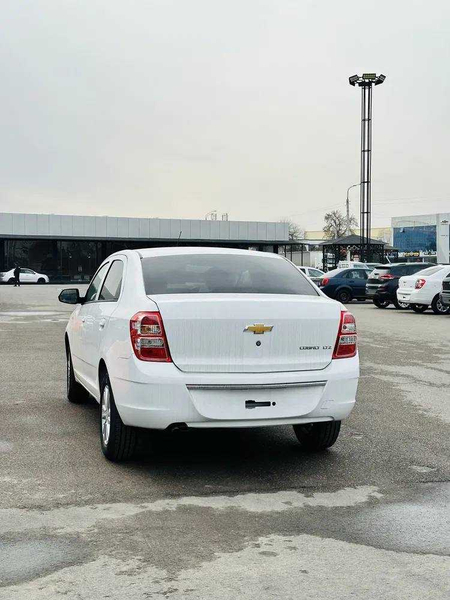 Chevrolet Cobalt: So'nggi Texnologiyalar Bilan Kuchli Va Samara!