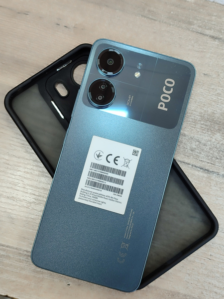 POCO  C62 sotiladi