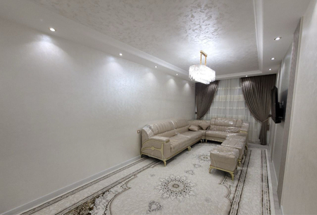 Продается 3 комнатная квартира площалью 87 кв.м. Ориентир Азиз базар