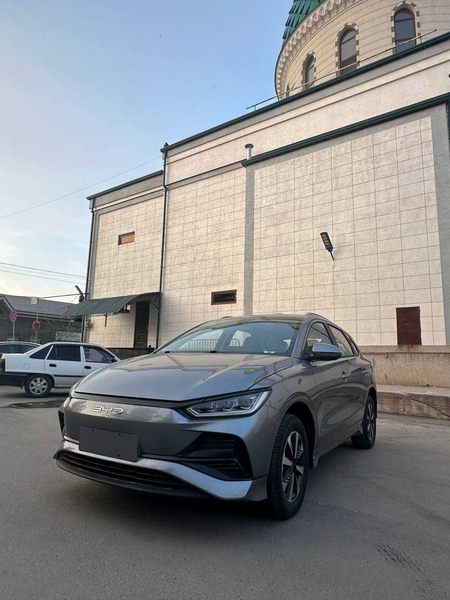 BYD E2  muddatli tolovga harid qiling