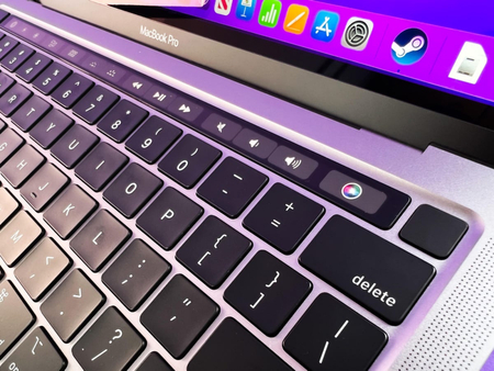 Macbook pro m2 2022