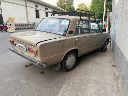 Ваз 2113 сотилади