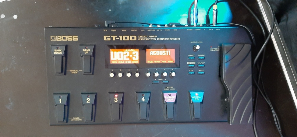 Boss gt 100 sotiladi