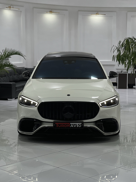 Mercedes Benz AMG S63