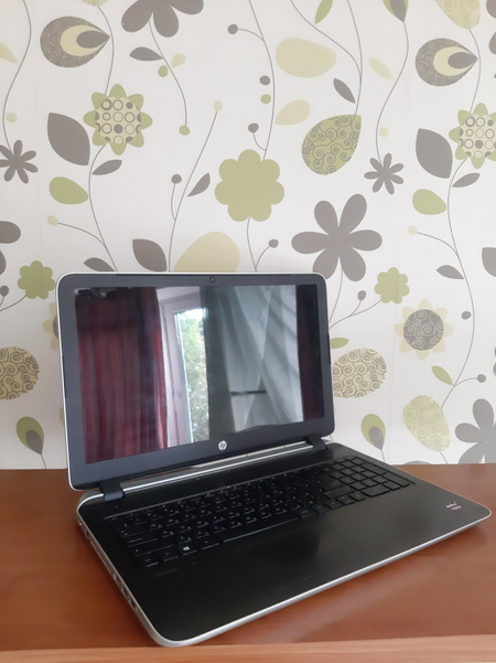 Ноутбук игровой  HP AMD A10 r7