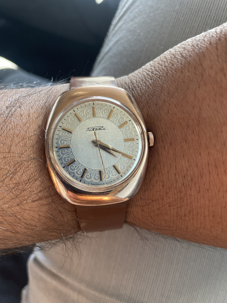 Srochno Raketa tuxum