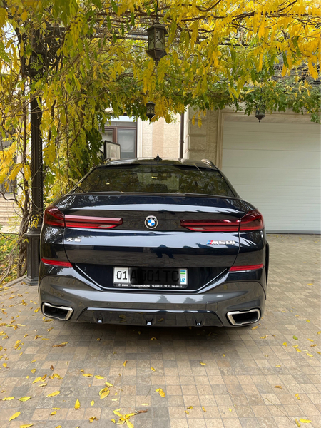 Продаётся BMW X6 M50I