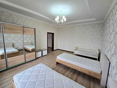 Янги Олмазор • Алмазар Сити • 3-комн • 145 м² • этаж 3/18 • [ШБ:003]