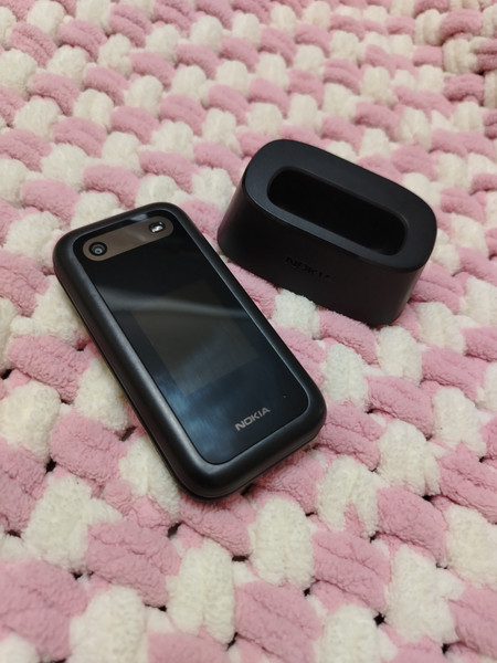 Nokia 2660 yangi