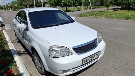 Продаётся ласетти 1.8 автомат