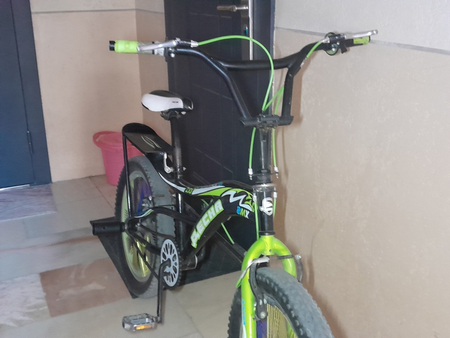 Велосипед десна  BMX 