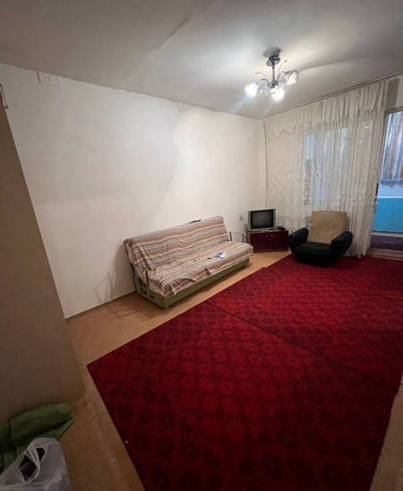 Яшнабадский р-он Ташсельмаш 1в2/1/4  38м²