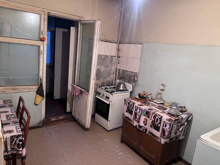 Продам квартиру Сергели 2 3/3/9 73000&