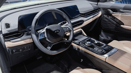 Jac iQX гибридный кроссовер