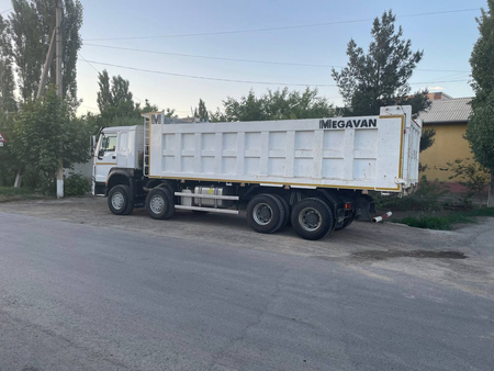 Yurgani 48 000 km  tayyor banki bor qolgan malumot telda   narhini kel