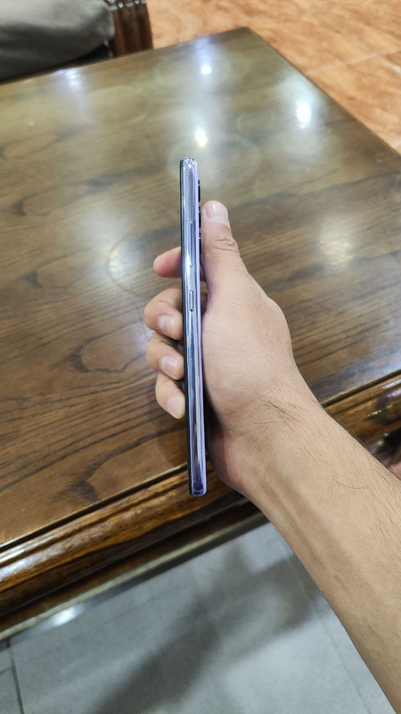 Samsung A32 sotiladi.