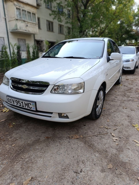 Продам Лачетти 2013года в хорошем состоянии