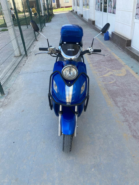 Скутер DAELIM 50 kub