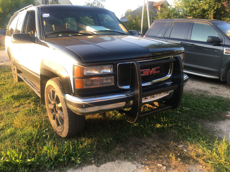 Кенгурятник на Chevrolet Tahoe 400 Avalanche