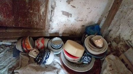 Продаю посуду. В хорошем состоянии.