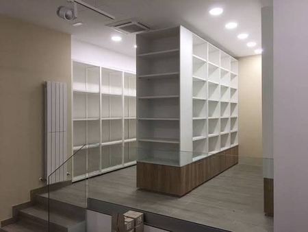 Торговые витрины для магазинов, бутиков, аптек…