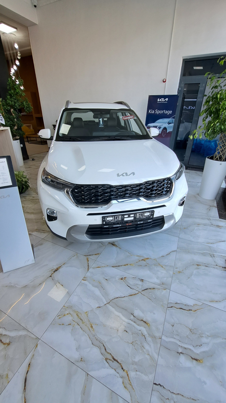 Kia Sonet 3 pozitsiya