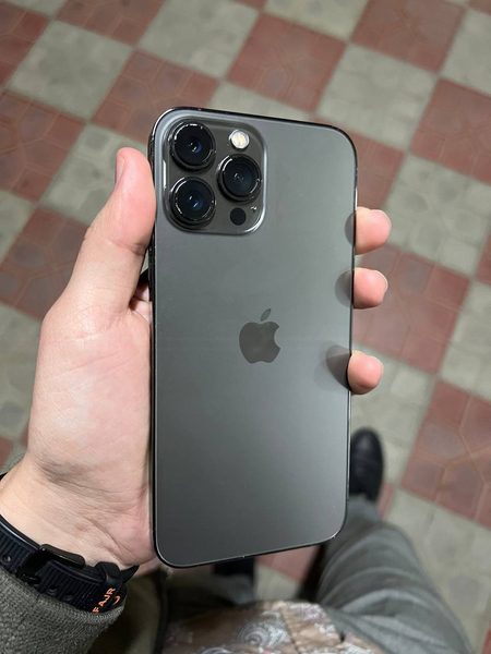 Iphone 13 pro max 256 tali 80 yomkista bez karopka s 23 ultiraga